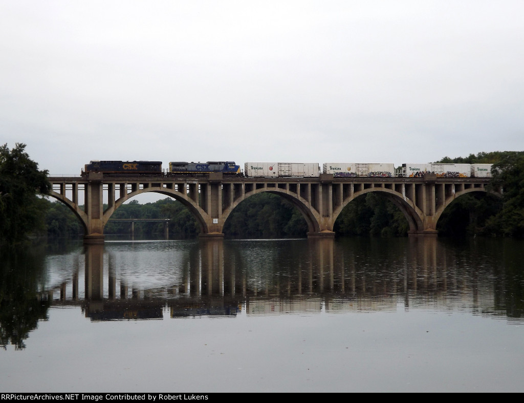 L741 Crosses The Bridge